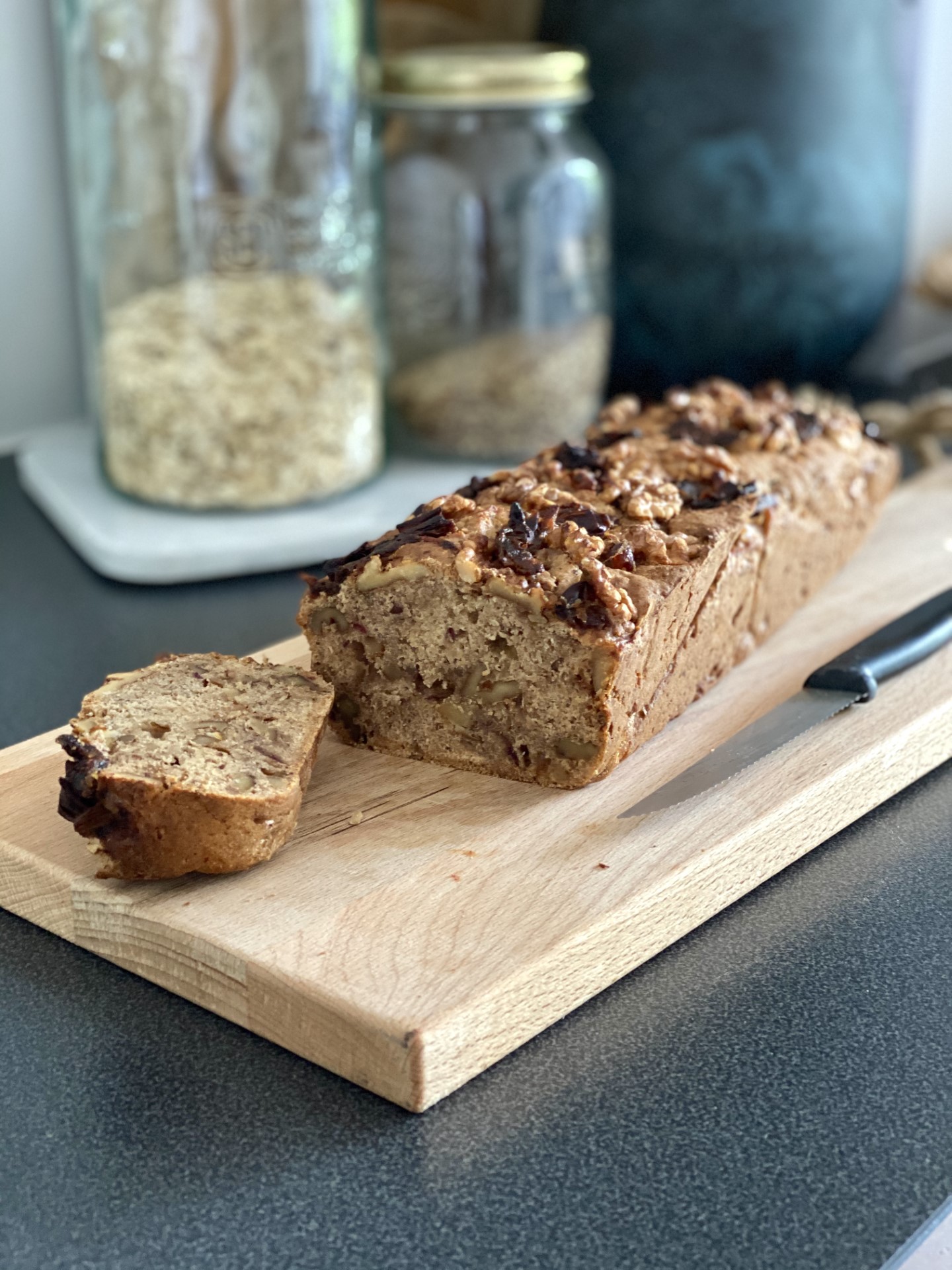 Dadel-notenbrood - Plantbased Dennis